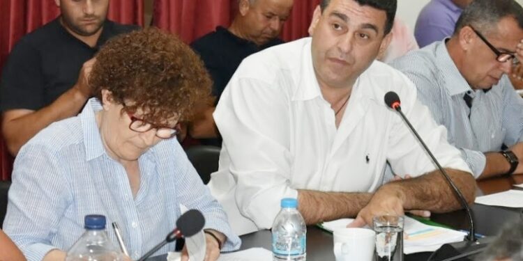 ΑΘΑΝΑΣΙΟΣ ΚΡΙΤΣΙΝΗΣ: ΣΥΝΕΧΕΙΣ ΔΙΑΚΟΠΕΣ ΝΕΡΟΥ ΣΕ ΠΕΡΙΟΧΕΣ ΤΟΥ ΔΗΜΟΥ ...