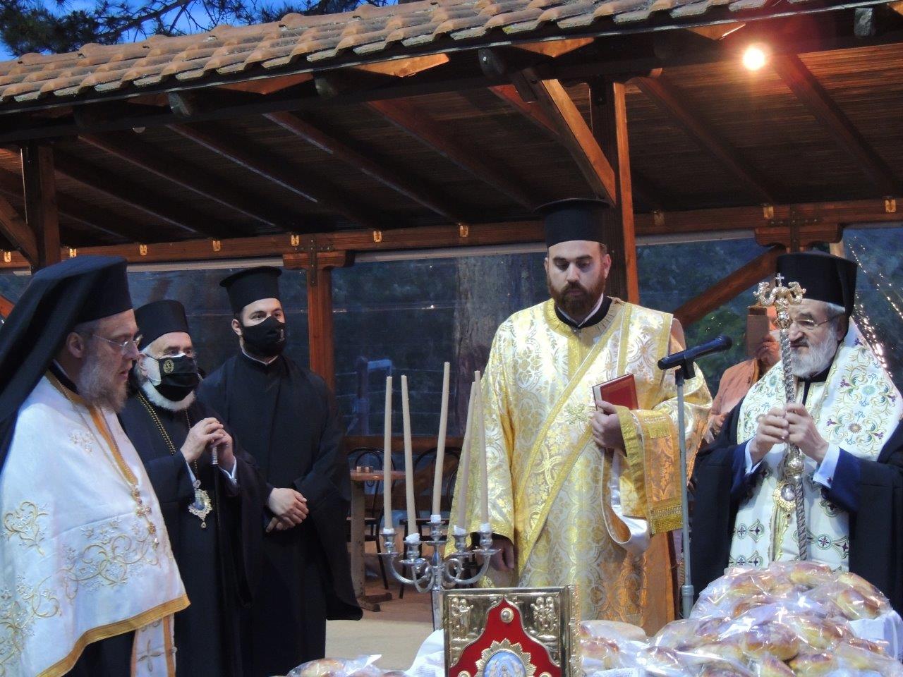 Μέγας Πανηγυρικός Αρχιερατικός Εσπερινός, στον Ιερό Ναό Των Αγίων ...