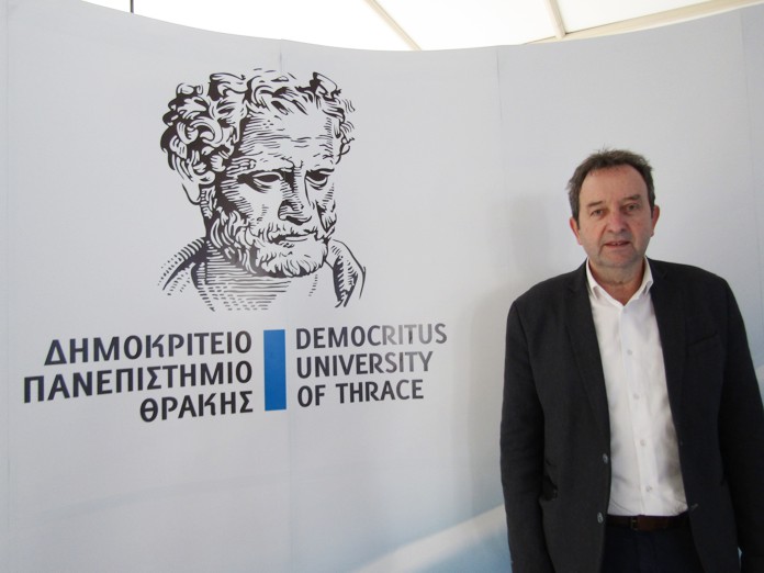 Ο βουλευτής Ροδόπης του ΣΥΡΙΖΑ Δημήτρης Χαρίτου ζητά την έκτακτη ...