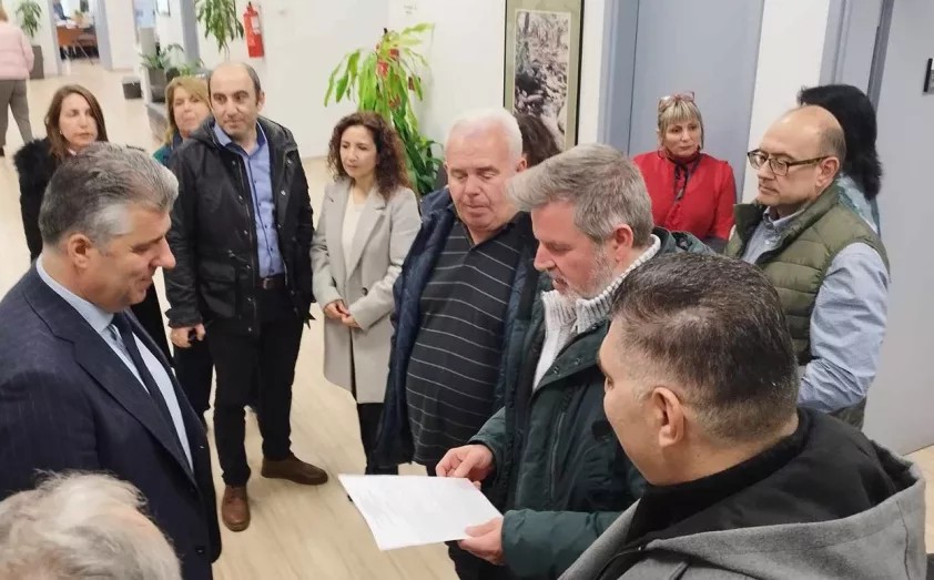 ΕΝΑ ΑΚΟΜΗ ΥΠΟΜΝΗΜΑ! Δέχτηκε ο Περιφερειάρχης Χριστόδουλος Τοψίδης, αλλά ...