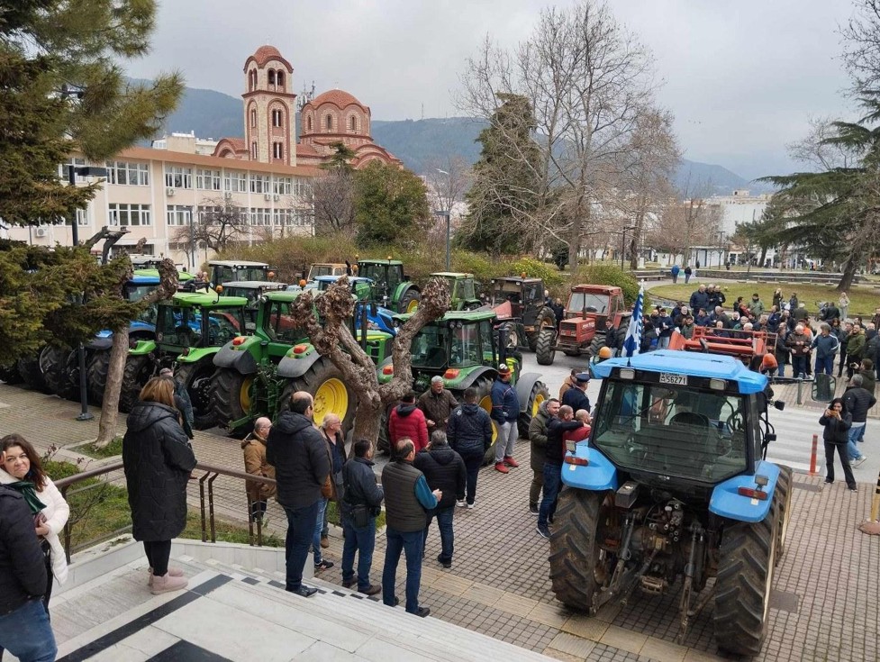 ΜΕ 30 ΤΡΑΚΤΕΡ! Και η Ξάνθη συμμετείχε στις κινητοποιήσεις των αγροτών ...